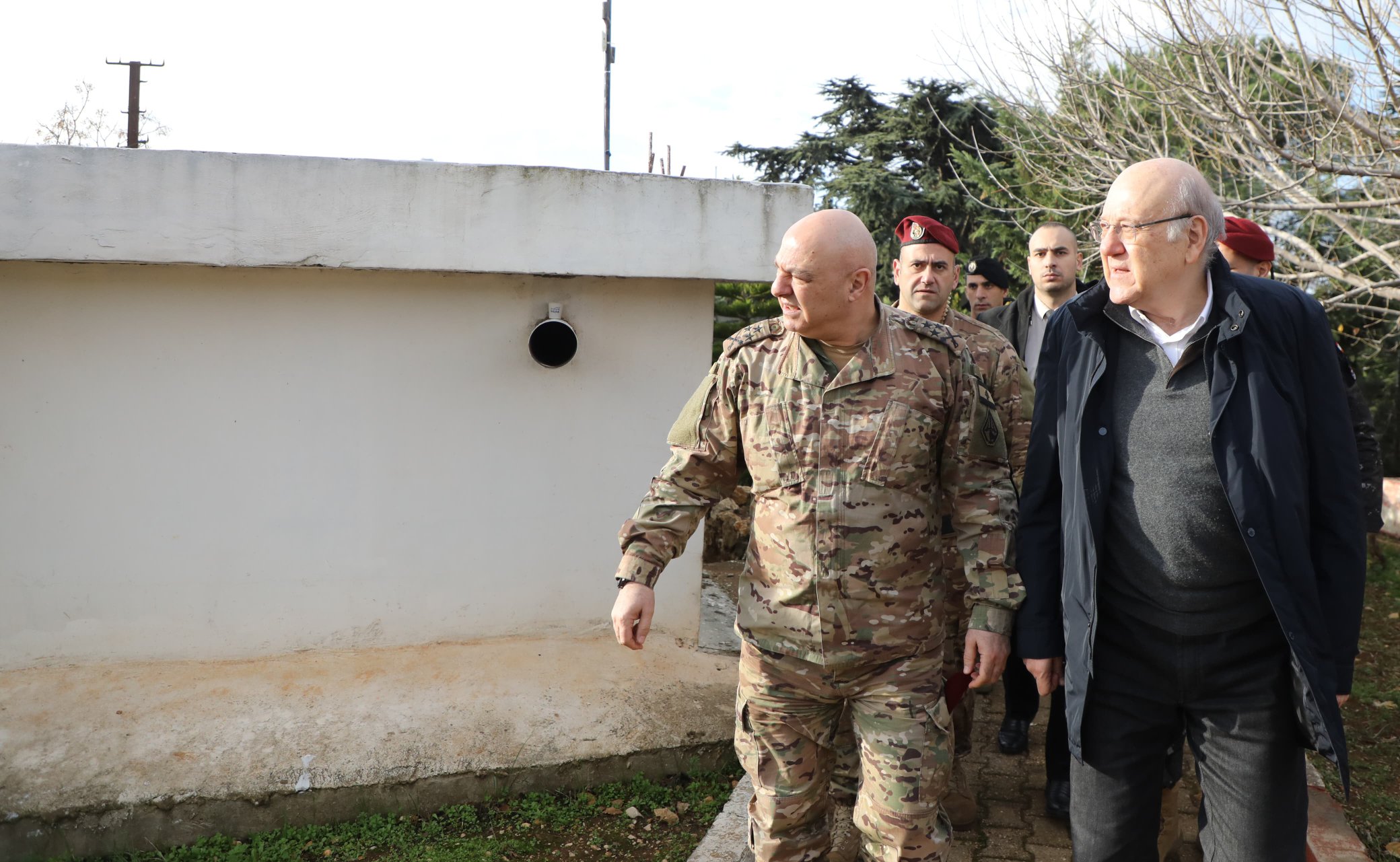 بالصور- ميقاتي من مرجعيون: سيثبت الجيش انه قادر على القيام بكل المهام ...